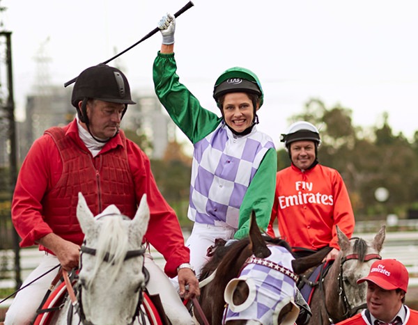 Why Teresa Palmer Was Always The First Choice To Play Michelle Payne In Ride Like A Girl E